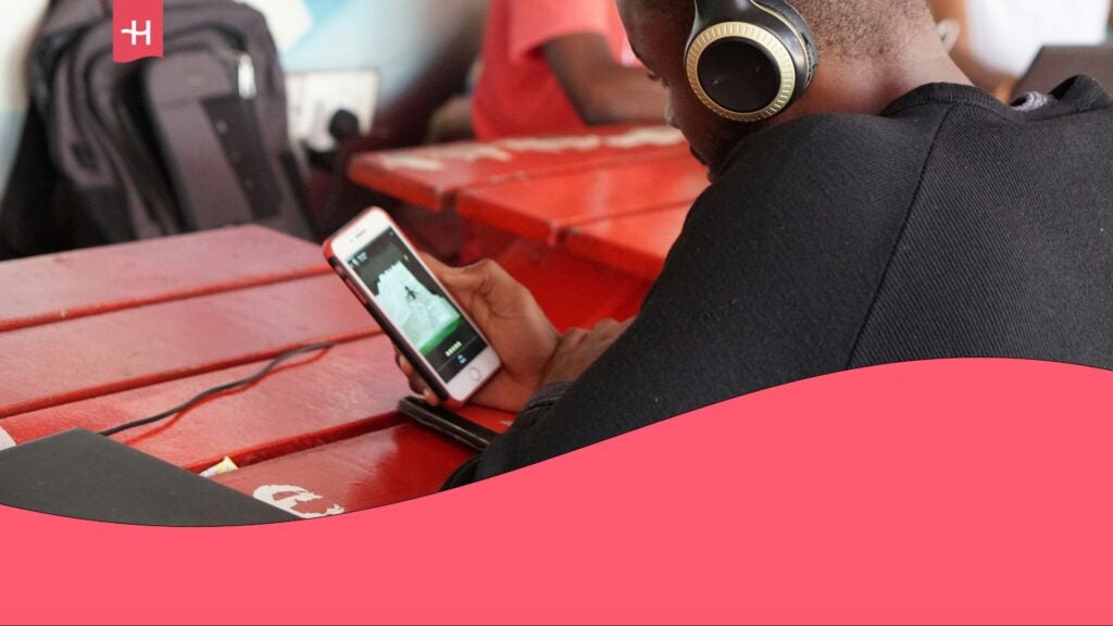 Vodafone AU roaming: Prices, plans, and coverage