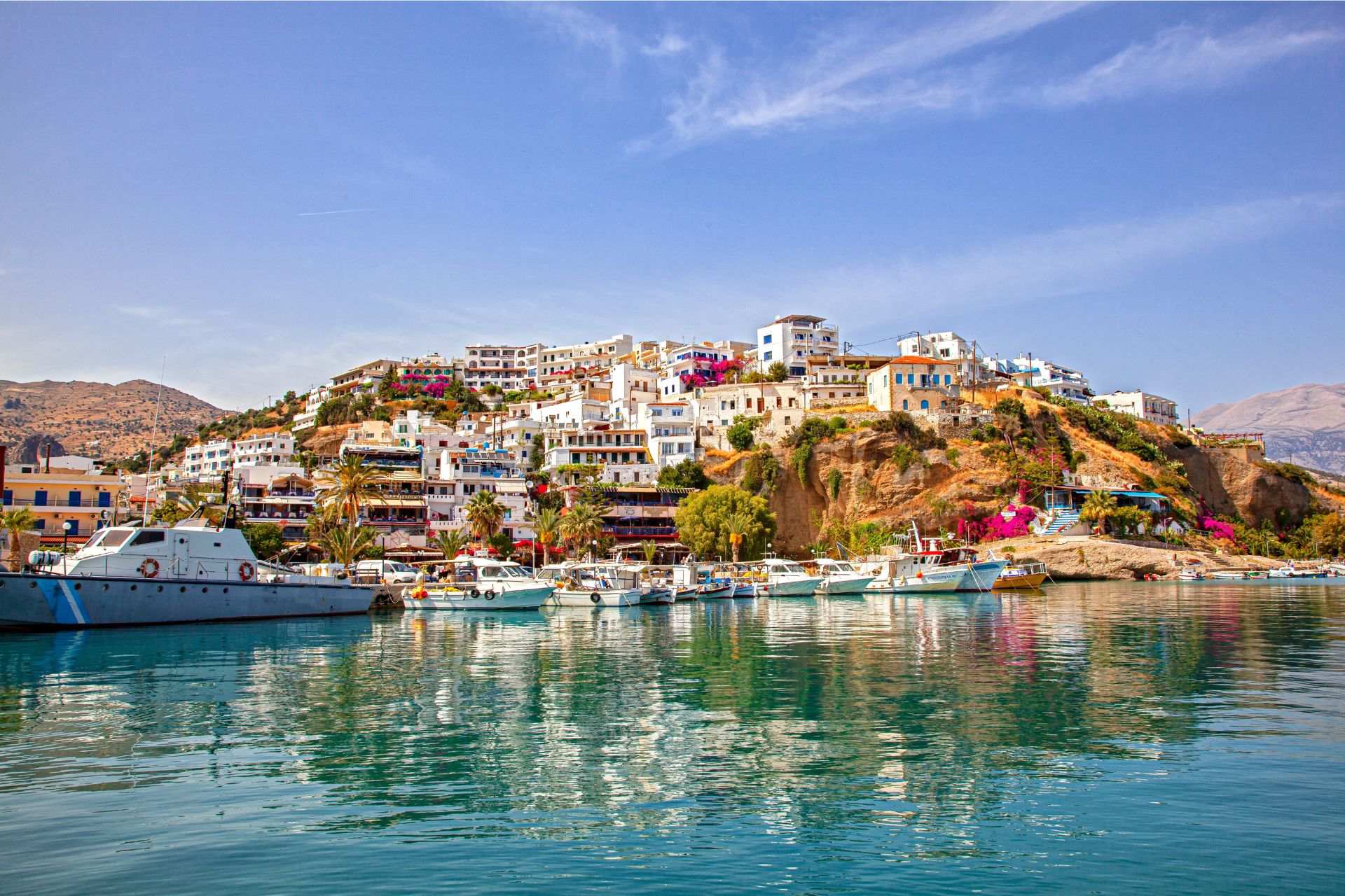 Where is hot in September? 10 Spots to extend summer - Holafly