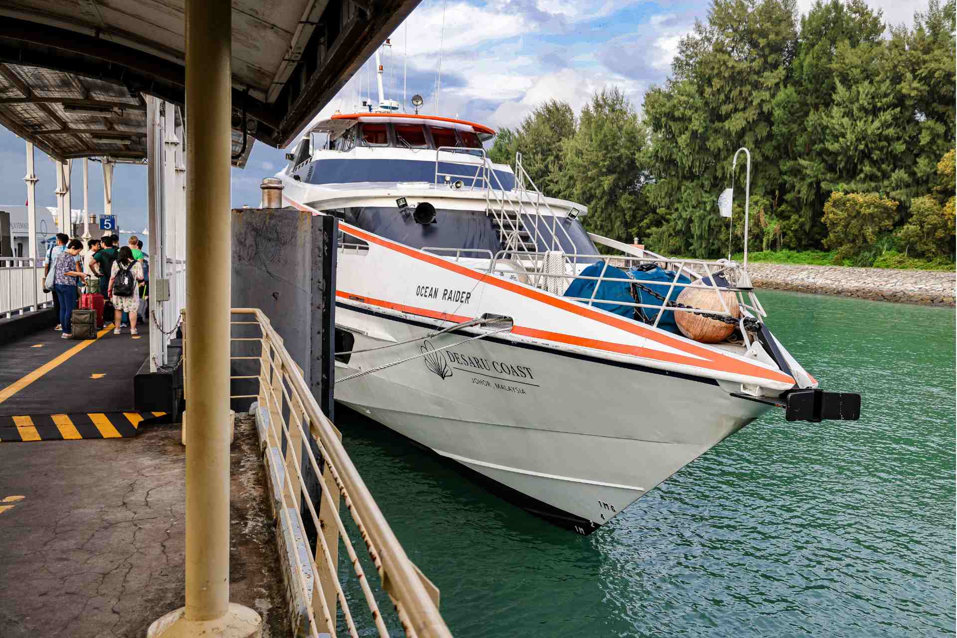 How to get to Desaru from Singapore: Ferry, bus, or drive? - Holafly