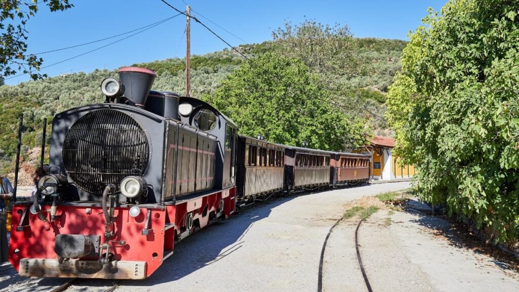Transportation in Greece: How to get around according to a local