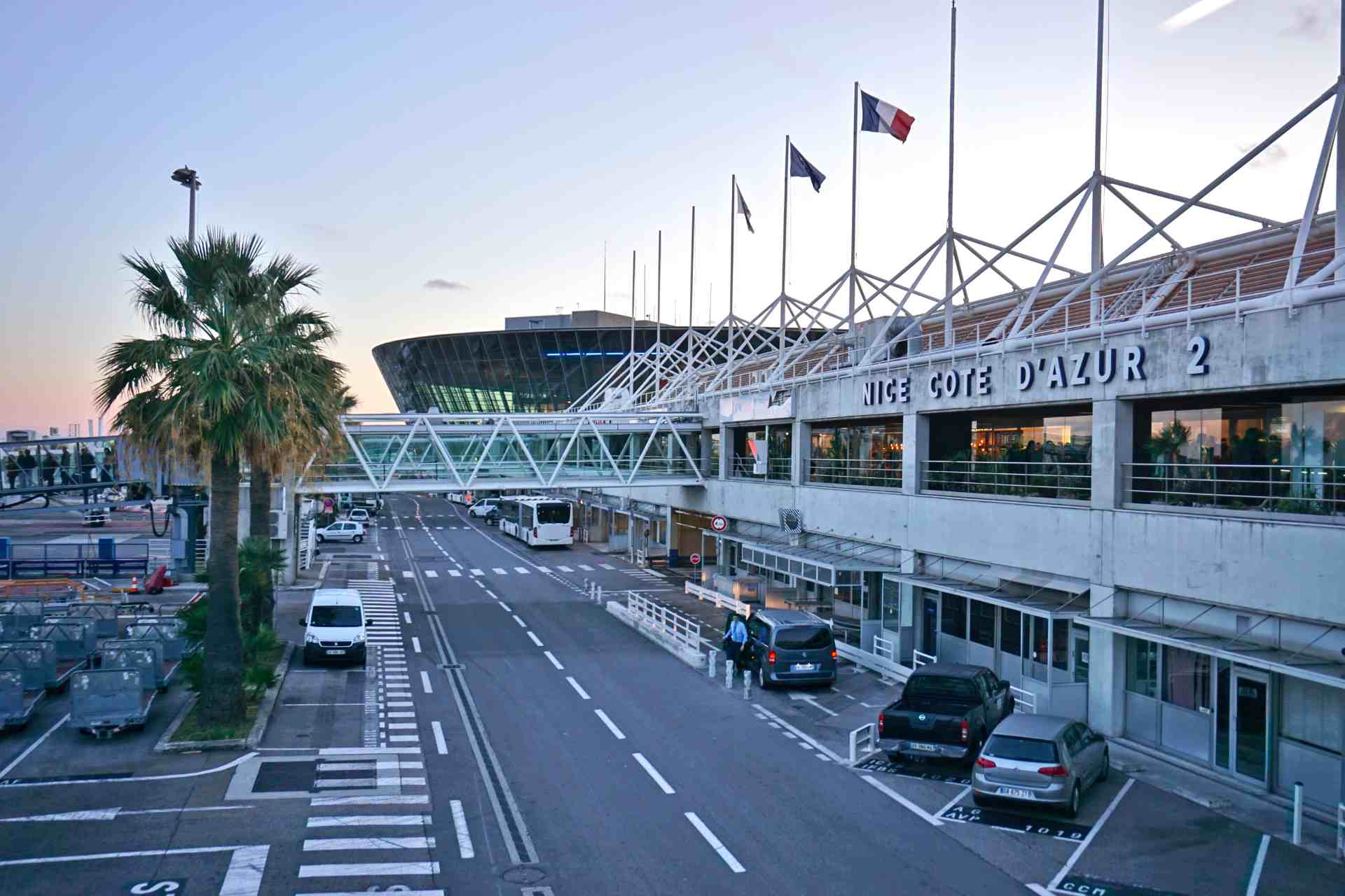 Nice to Monaco: Best ways to travel - Holafly