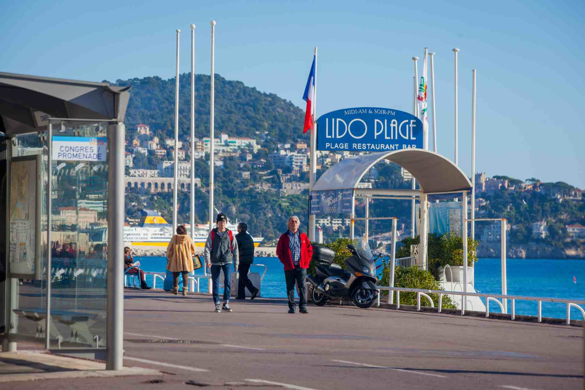 Nice to Monaco: Best ways to travel - Holafly