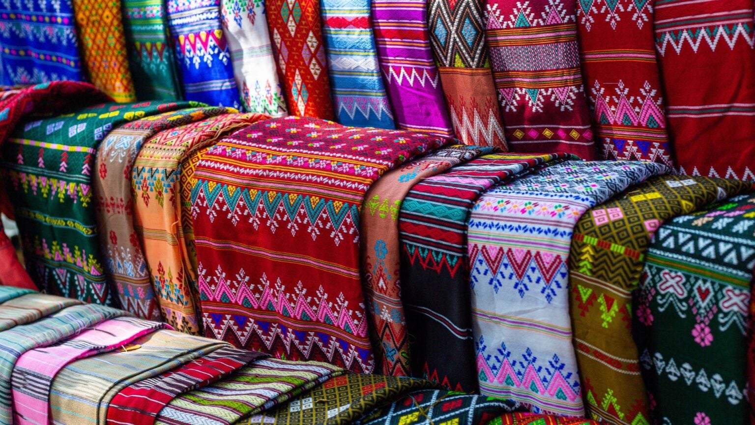 10 Best Thailand souvenirs by a local expert