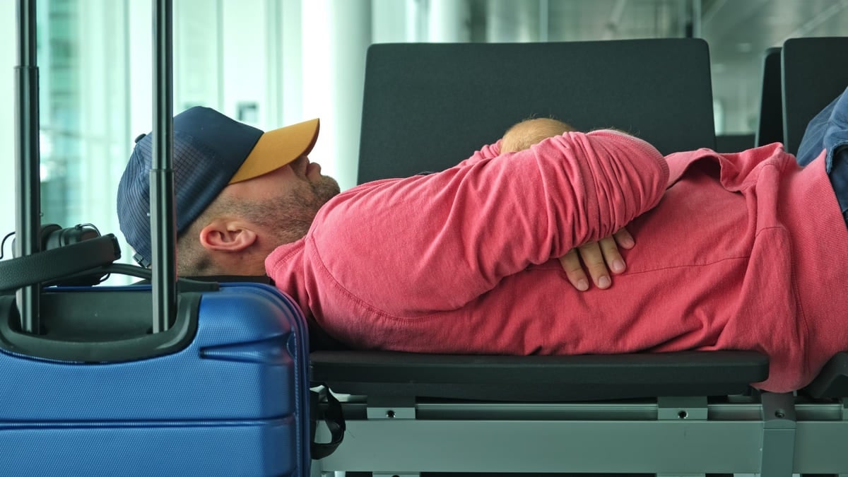 Flying east or west? Here’s how to avoid jet lag like a pro