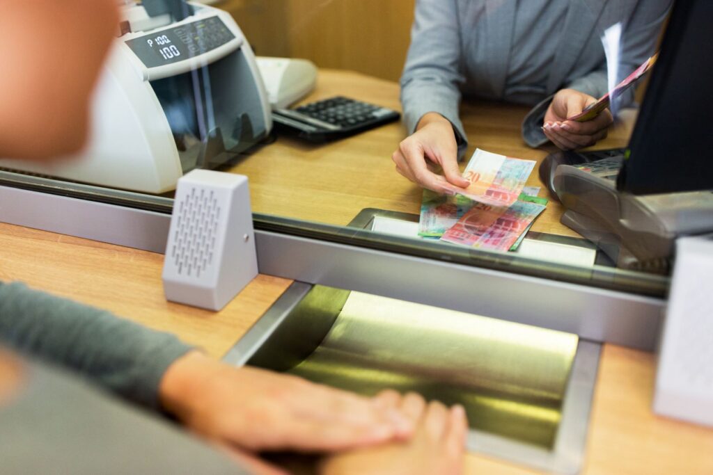 Which are the best international banks in the UK? - Holafly
