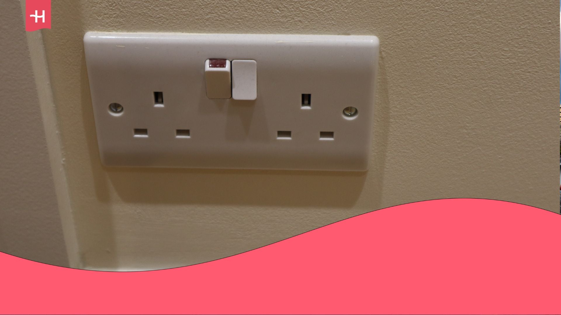 Ireland plug type: Complete adapter guide for travelers