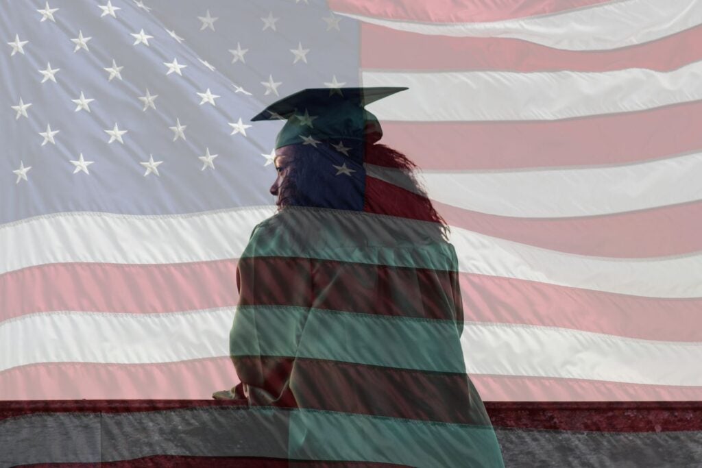 Las 5 mejores becas para estudiar en Estados Unidos en 2025 - Holafly