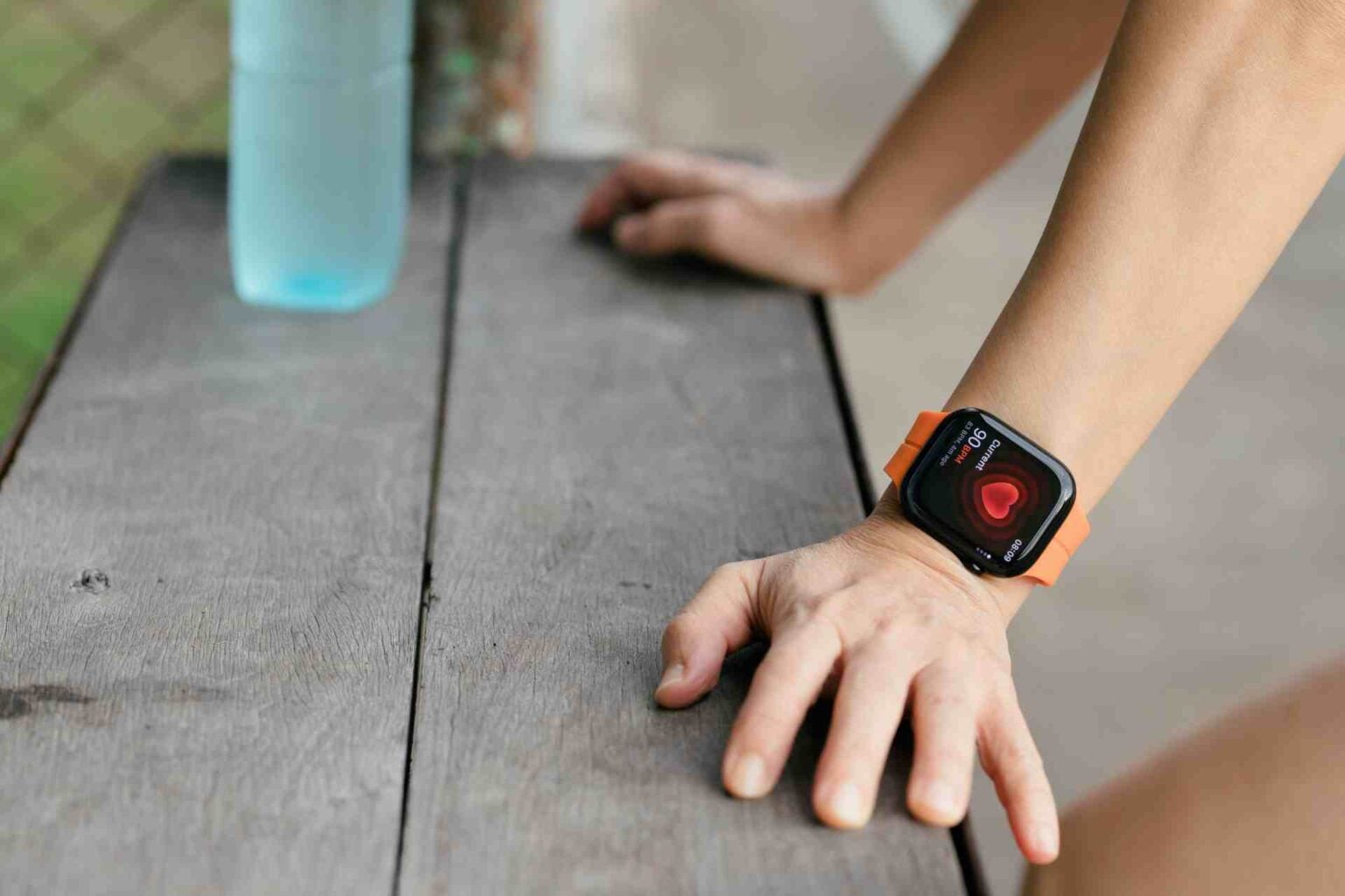 Apple Watch eSIM 卡的五大好处，提升腕上体验 - Holafly